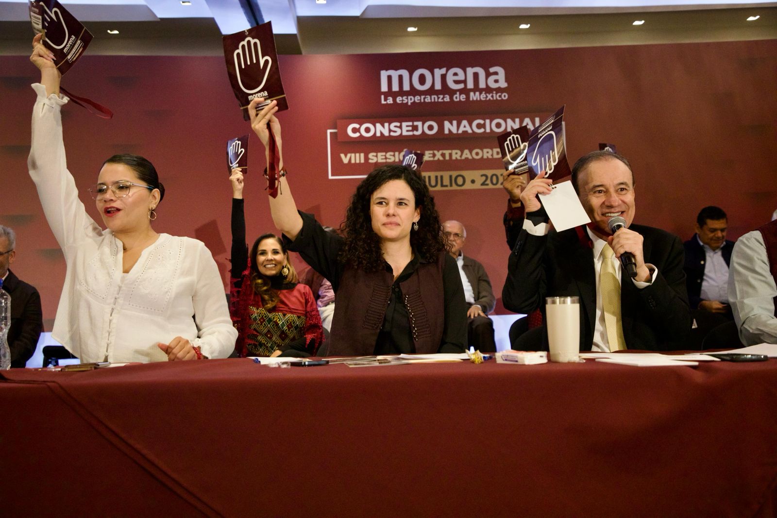 Consejo Nacional de MORENA, aprueba crear más de 70 mil Comités en todo ...